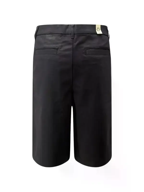 WOODBIRD Bin Guan Pleated Bermuda Shorts - Black