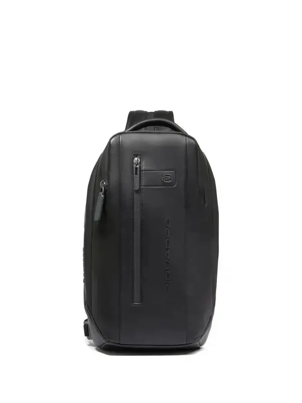 PIQUADRO Leather Convertible Sling Bag - Black