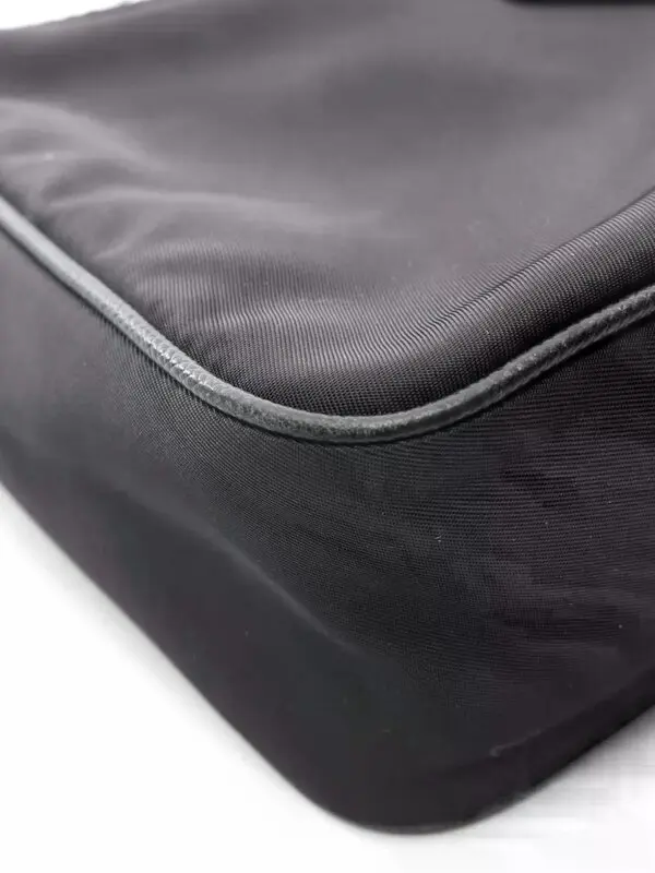 Prada Re-edition 2005 Chain Shoulder Bag - Black