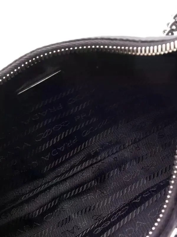 Prada Re-edition 2005 Chain Shoulder Bag - Black