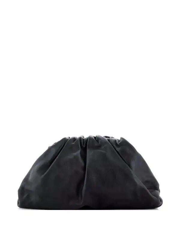 Bottega Veneta The Pouch Leather Clutch Bag - Black