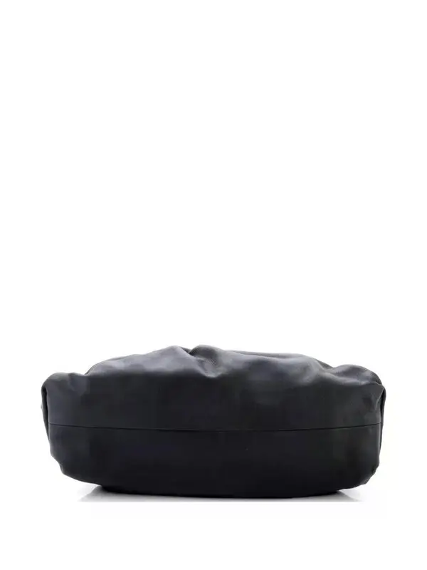 Bottega Veneta The Pouch Leather Clutch Bag - Black