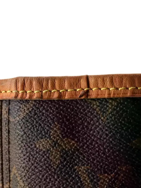 LOUIS VUITTON Neverfull Monogram Canvas Gm Tote Bag