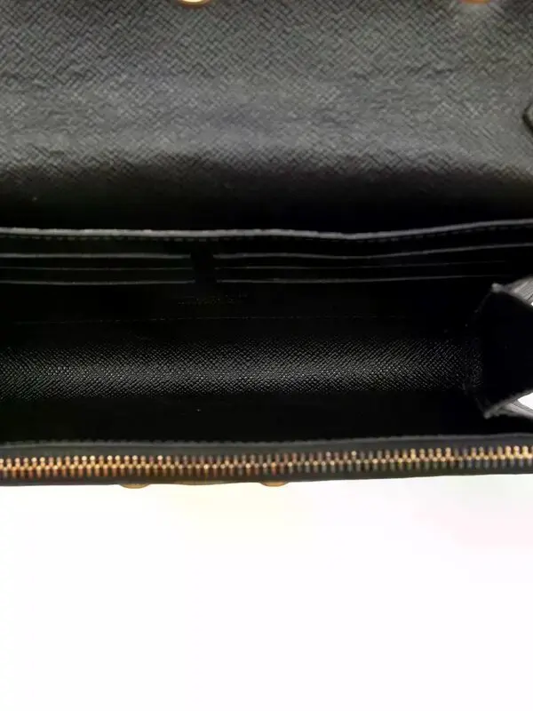 LOUIS VUITTON Epi Mechanical Flowers Twist Chain Wallet Crossbody Bag