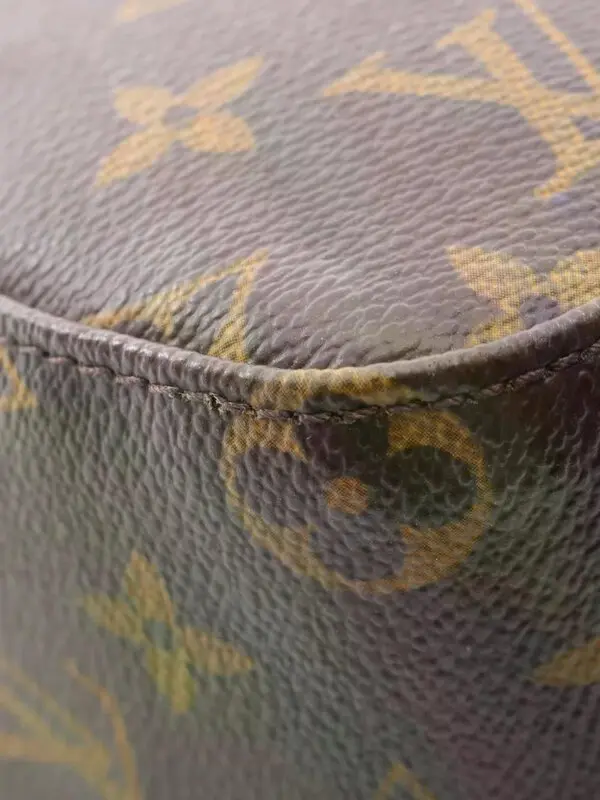 LOUIS VUITTON Monogram Looping Mm Shoulder Bag - Brown