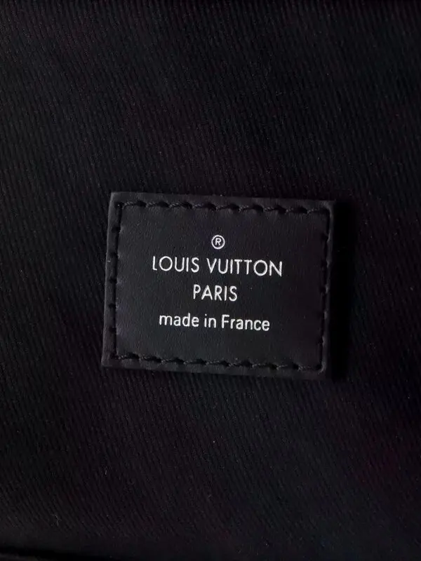 LOUIS VUITTON Avenue Sling Bag Damier Graphite