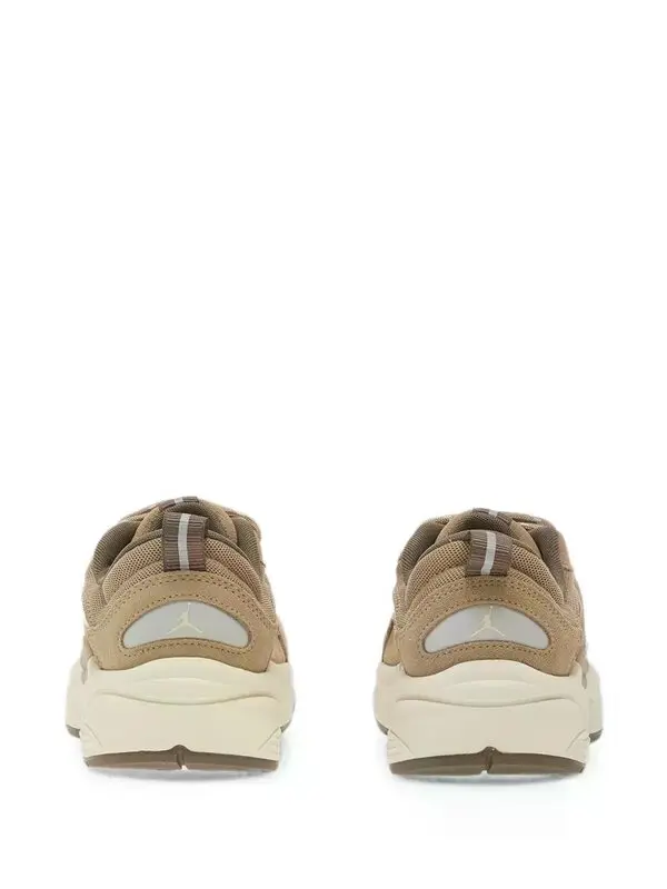 JORDAN Trunner O/s Sneakers - Neutrals
