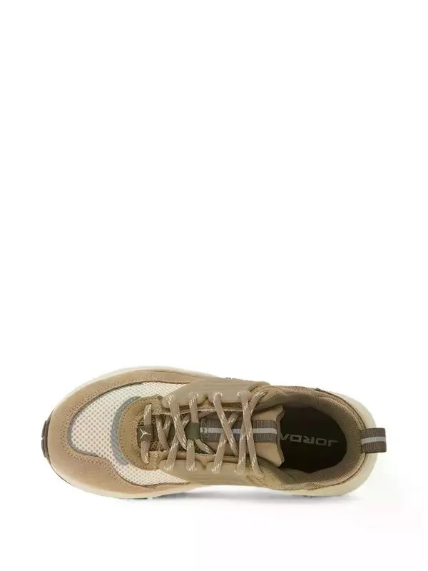 JORDAN Trunner O/s Sneakers - Neutrals