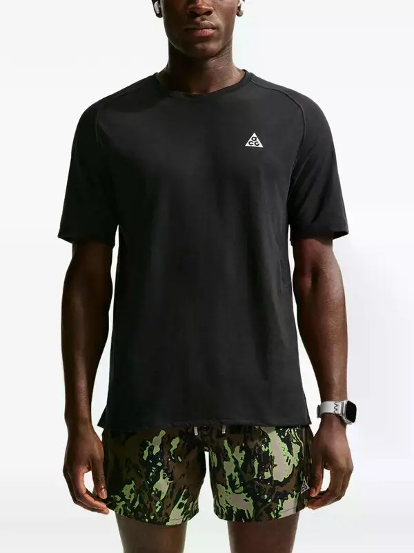 Nike Solar Chase Perforated T-shirt