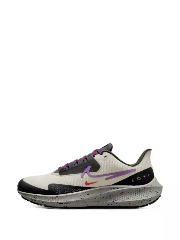Nike Zoom Pegasus 39 Shield Sneakers - Neutrals
