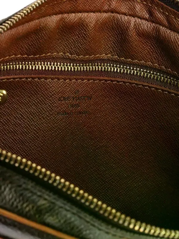 LOUIS VUITTON Monogram Canvas Gm Clutch Bag
