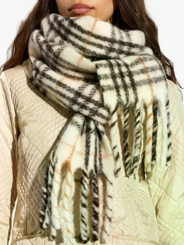 Burberry Check-pattern Fringed Scarf