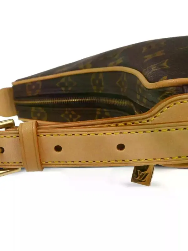 LOUIS VUITTON Monogram Croissant Pm Shoulder Bag