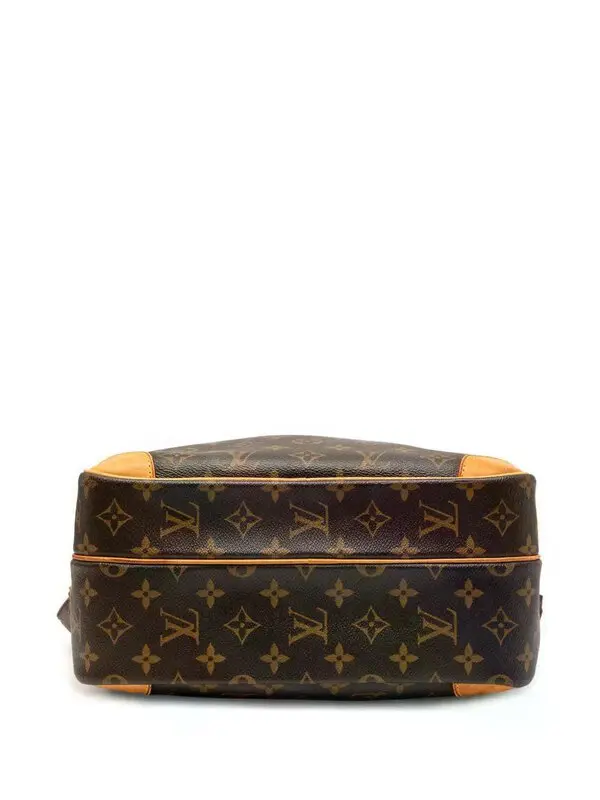 LOUIS VUITTON Monogram Nil Crossbody Bag