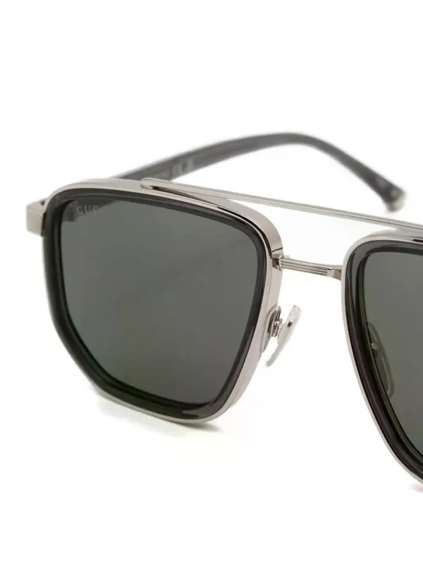 Gucci Pilot Frame Sunglasses