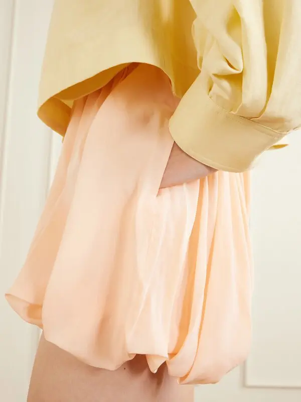 Chloé Pleated Silk-charmeuse Shorts - Orange