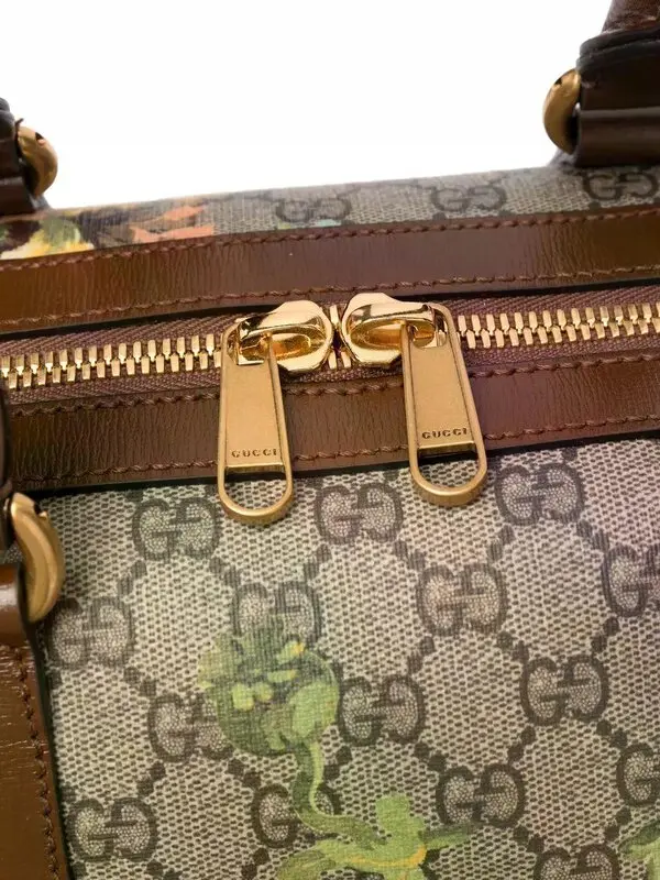 Gucci Gg Supreme Carnation Print Duffle Bag