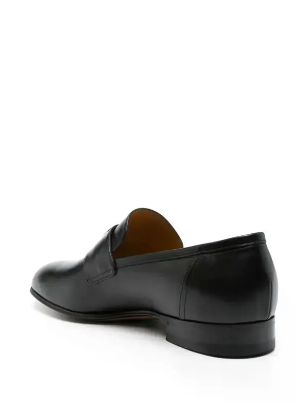 Gucci Leather Logo Plaque Loafers
