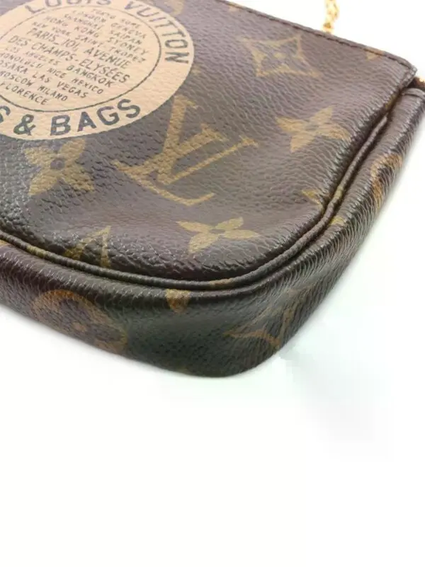 LOUIS VUITTON Mini Pochette Accessoires Shoulder Bag