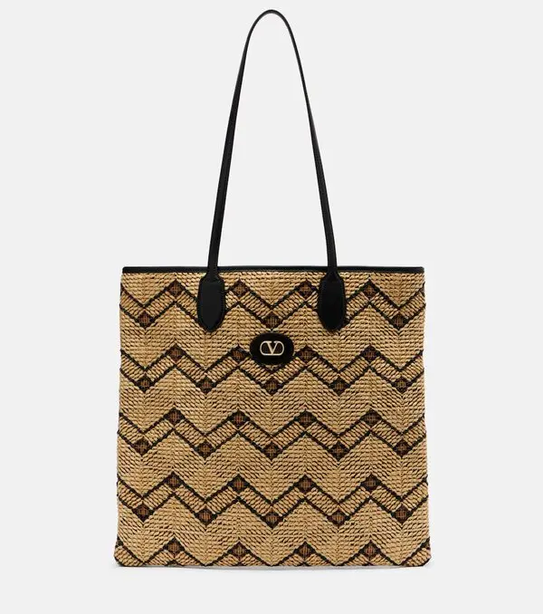 Valentino Garavani Vlogo N/s Medium Tote Bag - Beige