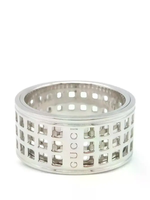 Gucci 18k White Gold Grid-cutout Ring - Silver
