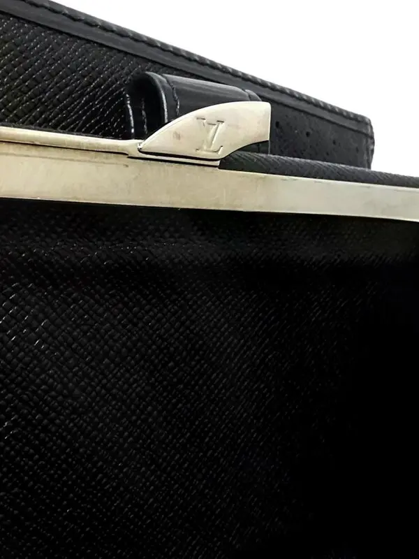 LOUIS VUITTON 2013 Epi Porte Monnaie Billets Viennois Small Wallets
