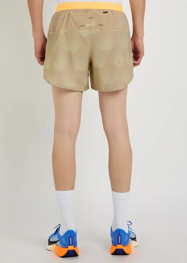 Nike Stride Dri-fit 5" Printed Running Shorts - Beige