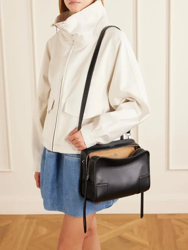 Loewe Amazona Medium Leather Shoulder Bag - Black