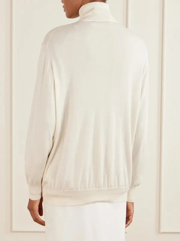 THE ROW Orly Cashmere And Silk-blend Turtleneck