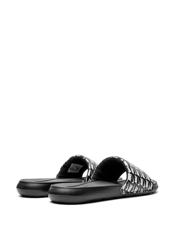 Nike Victori One Slides