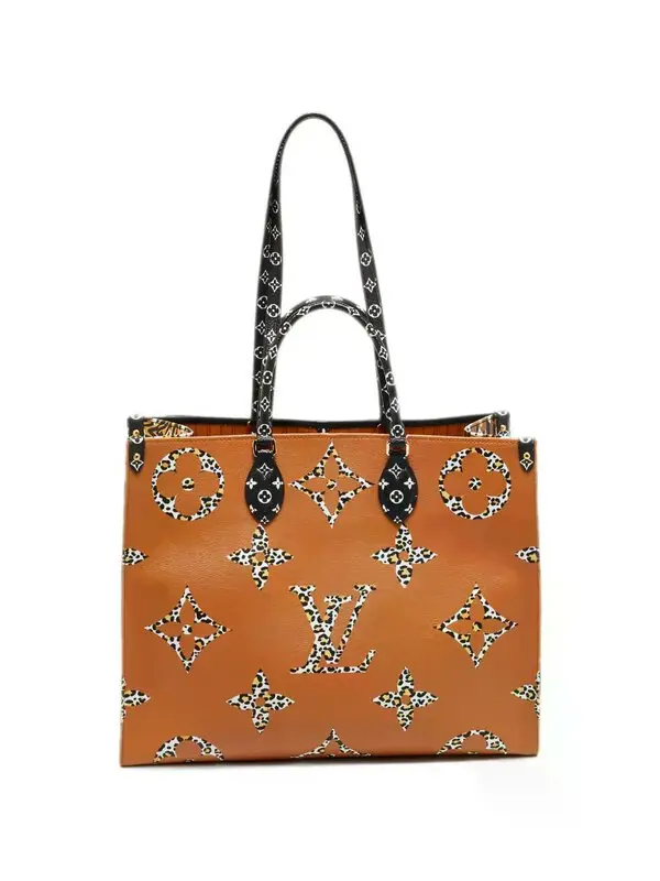 LOUIS VUITTON Monogram Giant Jungle Onthego Tote Bag