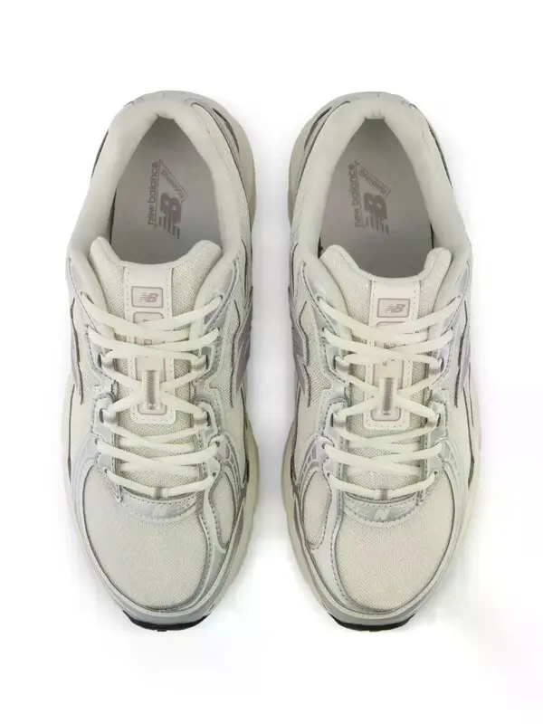 NEW BALANCE 740 Sneakers - Neutrals