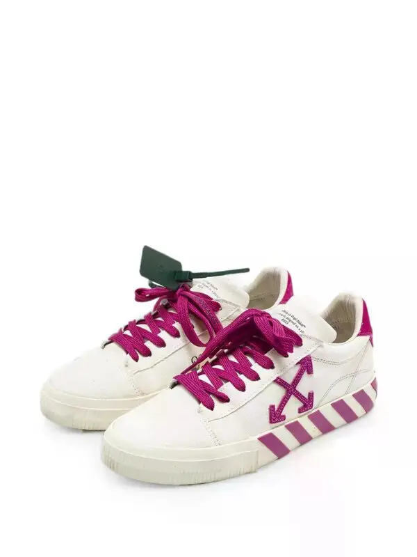 Off-White Vulcanised Low-top Sneakers