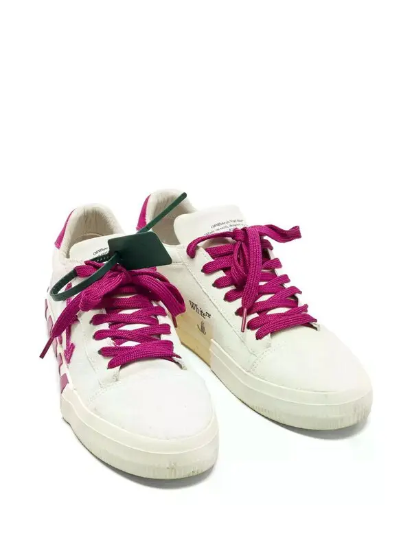 Off-White Vulcanised Low-top Sneakers