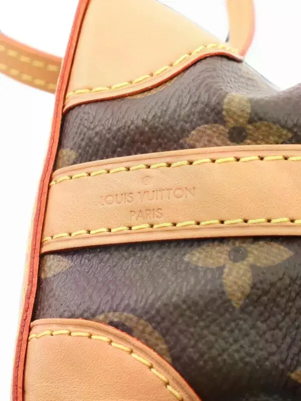 LOUIS VUITTON Monogram Noé Perth Shoulder Bag