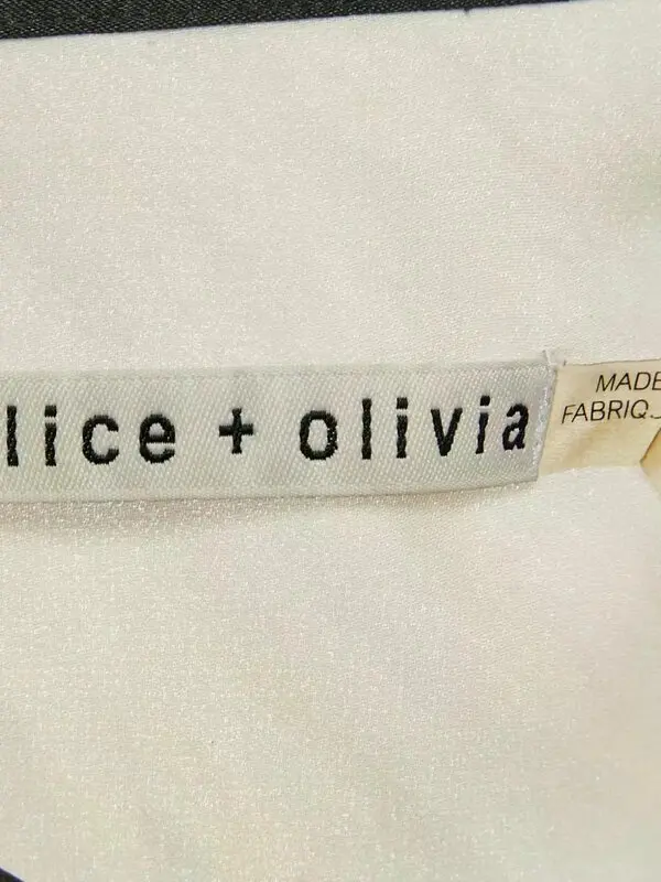Alice + Olivia Cropped Silk Shirt With Contrasting Collar And Cuffs