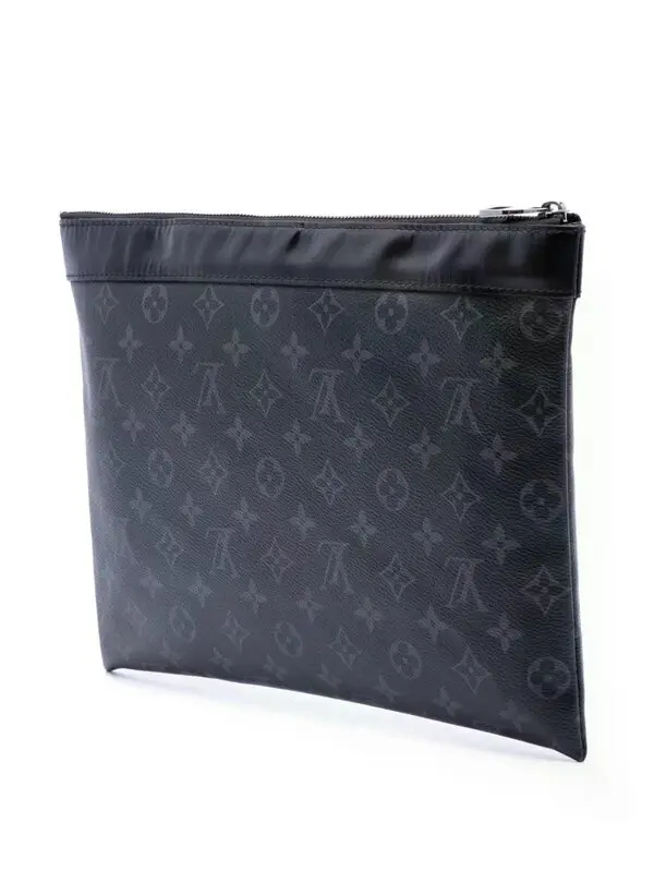 LOUIS VUITTON Monogram Eclipse Discovery Pochette Gm Clutch Bag
