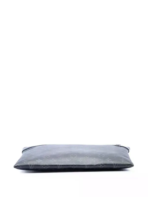 LOUIS VUITTON Monogram Eclipse Discovery Pochette Gm Clutch Bag