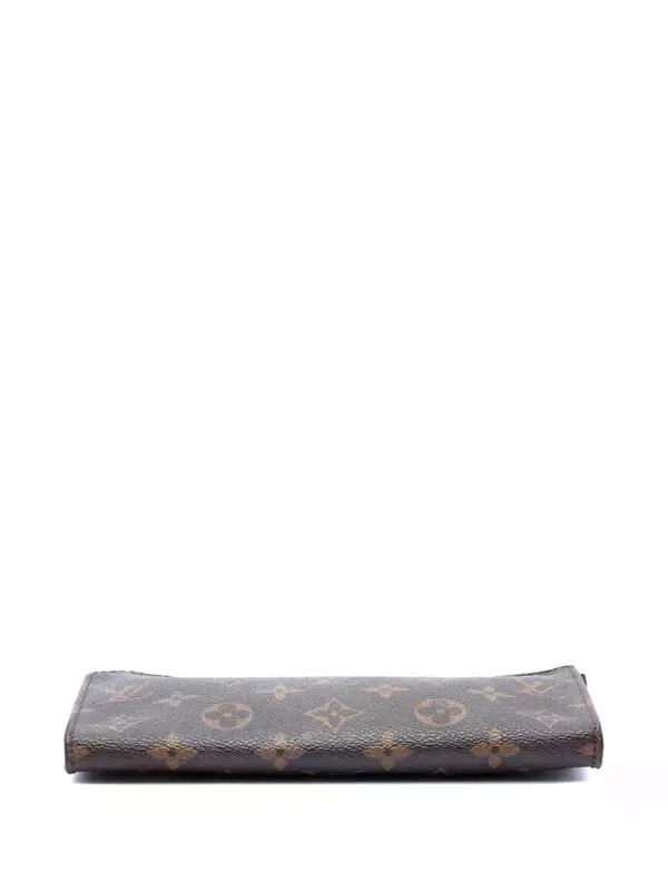 LOUIS VUITTON Monogram Canvas Bucket Gm Pouch