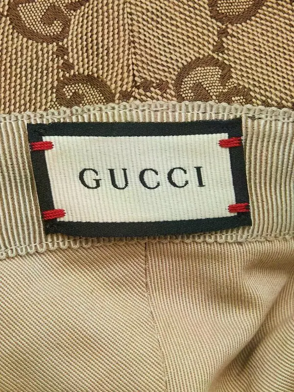 Gucci Gg Supreme Bucket Hat