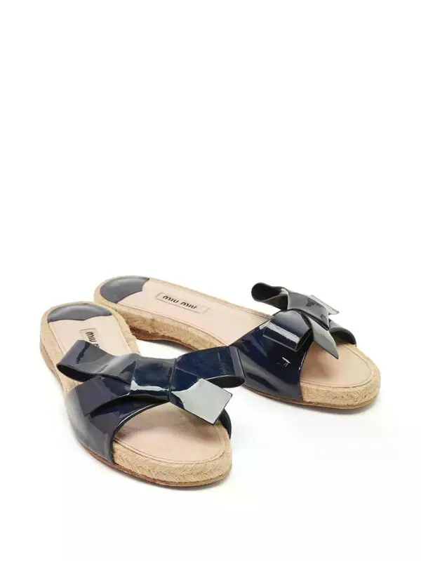 Miu Miu Patent Leather Bow Detail Espadrille Slides