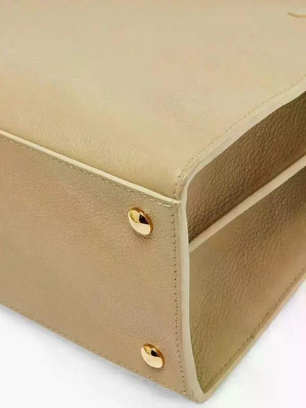 Burberry Leather Tote Bag - Neutrals