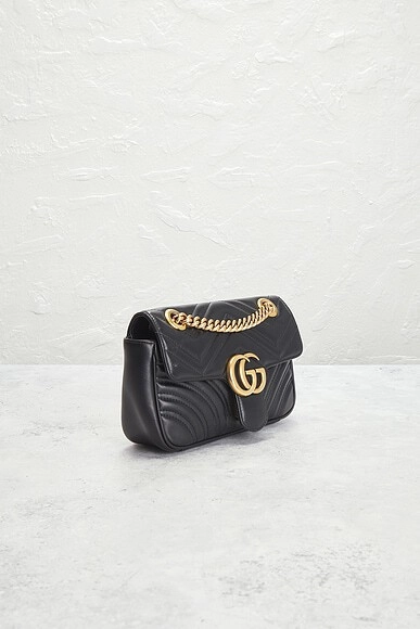 Gucci Mini Gg Marmont Shoulder Bag
