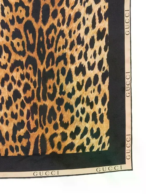 Gucci Leopard-print Logo-border Scarf