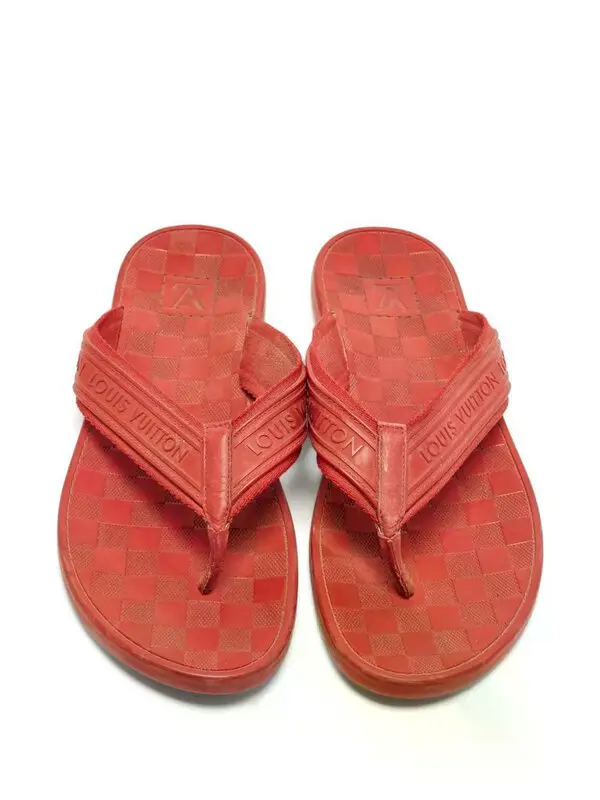 LOUIS VUITTON Checked Thong Flip Flops