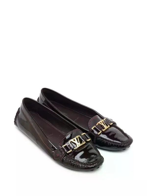 LOUIS VUITTON Burgundy Patent Leather Oxford Ballet Flats With Gold-tone Plaque