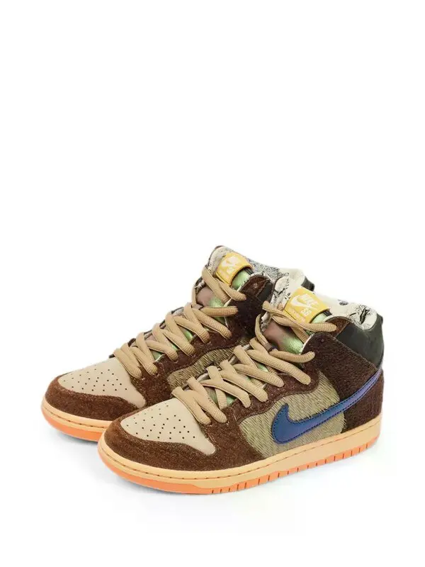 Nike Dunk High Top Sneakers