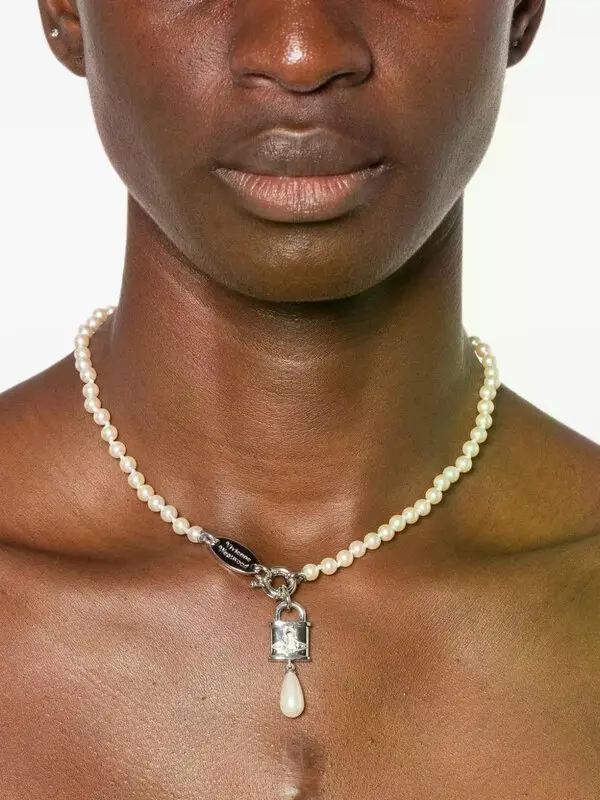 VIVIENNE WESTWOOD Celestia Orb-plaque Padlock Pendant Necklace - Silver