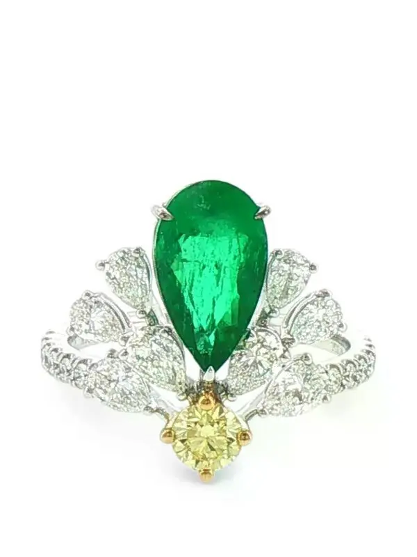 HYT JEWELRY Emerald And Diamond Ring In 18k White Gold - Silver