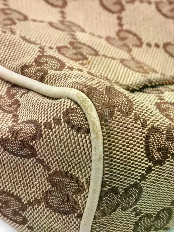 Gucci Gg Canvas Shoulder Bag